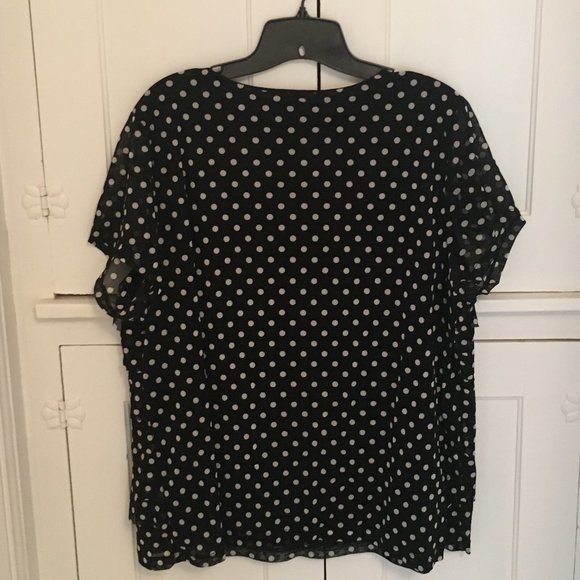 212 Collection | Tops | 22 Collection Black White Shortsleeved Top2x ...